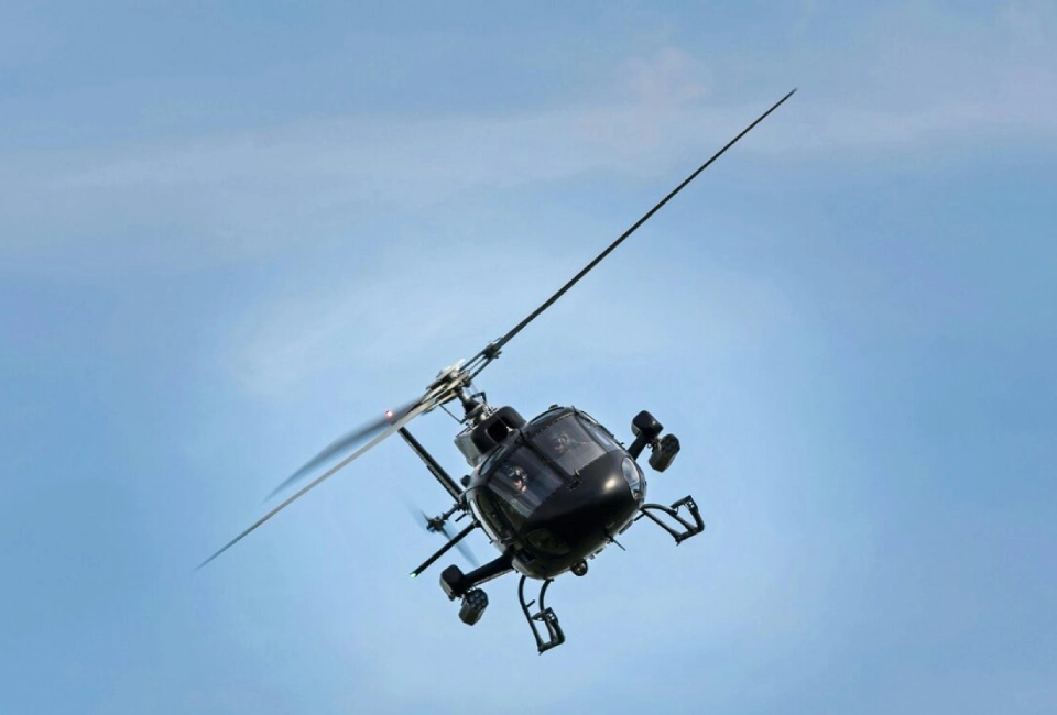 Helicóptero militar de EE.UU sobrevuela espacio aéreo cercano a Venezuela